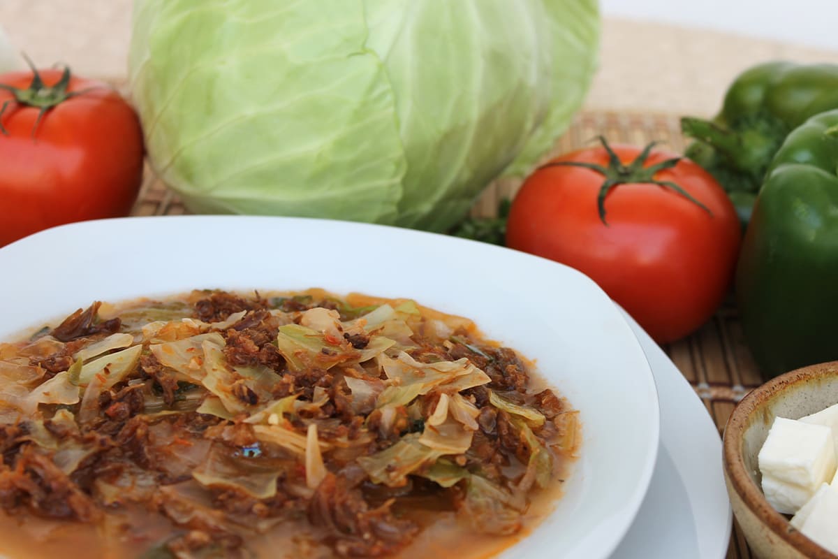 Carne Seca con Repollo - Tia Lencha